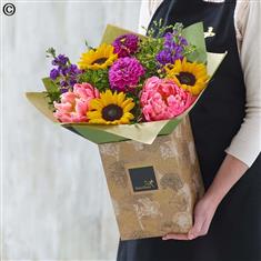 Arts & Flowers Leeds Florist - Shop Online or 0113 260 5249
