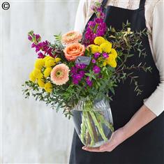 Arts & Flowers Leeds Florist - Shop Online or 0113 260 5249